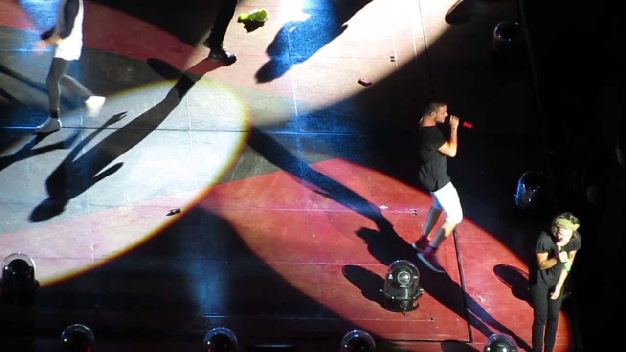 One Direction-Live While We're Young MetLife Stadium, NJ August 5, 2014 ...