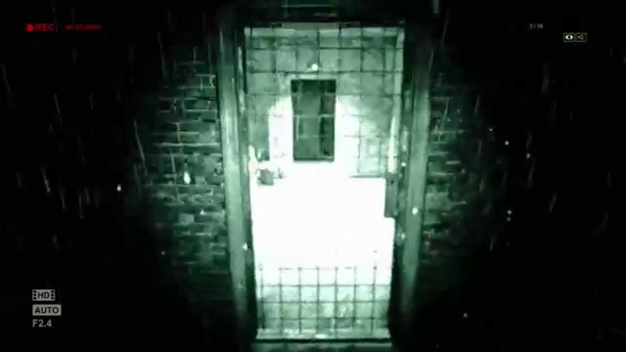 Lets Play Outlast part 8: The Female Ward :D - YouTube
