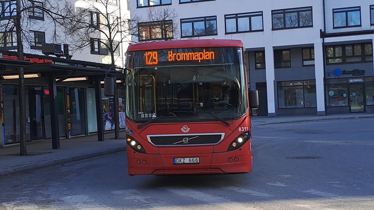 Volvo RLE 8900 Buss vid Solna Centrum busstrog | Små klipp på bussar i ...