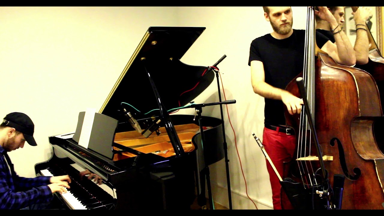 Poppy & George - Jack Marshall - YouTube