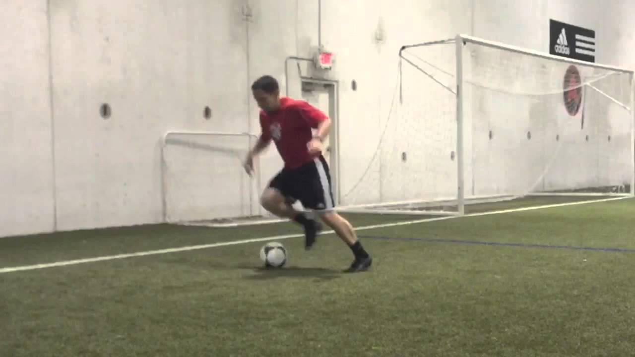 Dribble Cut Back L-Behind - YouTube