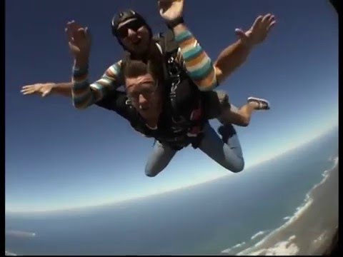 Donkey Skydiving - YouTube