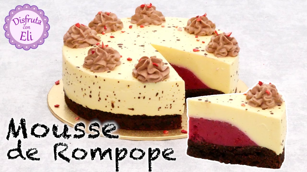 Pastel de rompope con chocolate y delicioso relleno de frutos rojos ...