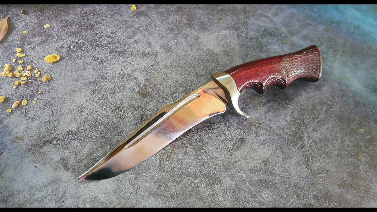 Forging daggers - Mobile dagger model in combat and survival - YouTube