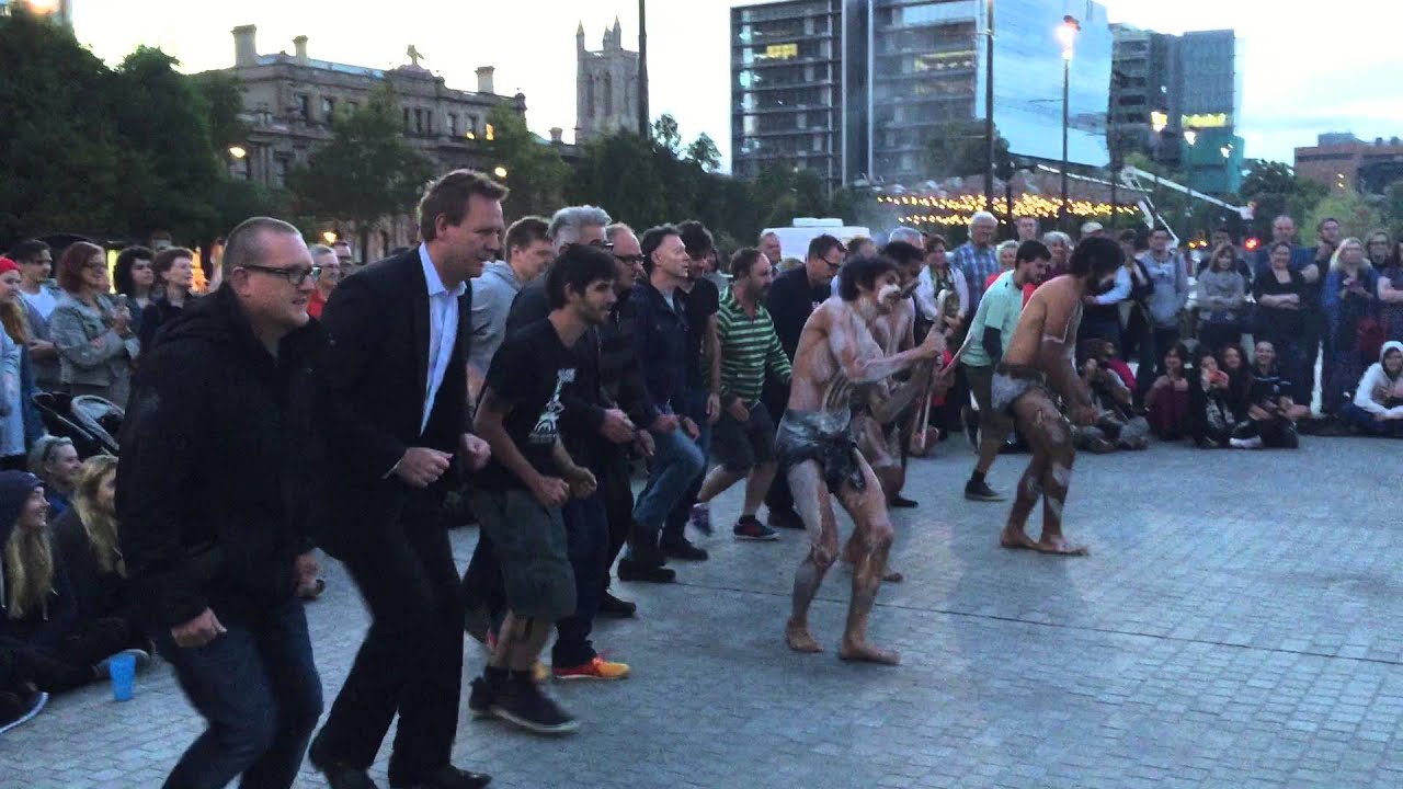 Sunrise Kaurna Welcome to Country ceremony - 2015 Adelaide Fringe - YouTube