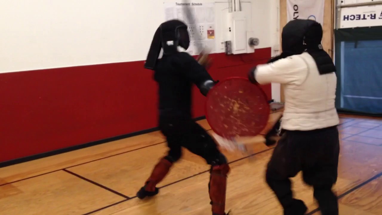 Flail and shield vs short sword and shield fighting - YouTube