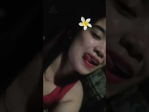 Geli apa enggak oMmm😂 Tumpahin Dong ke muka dedek