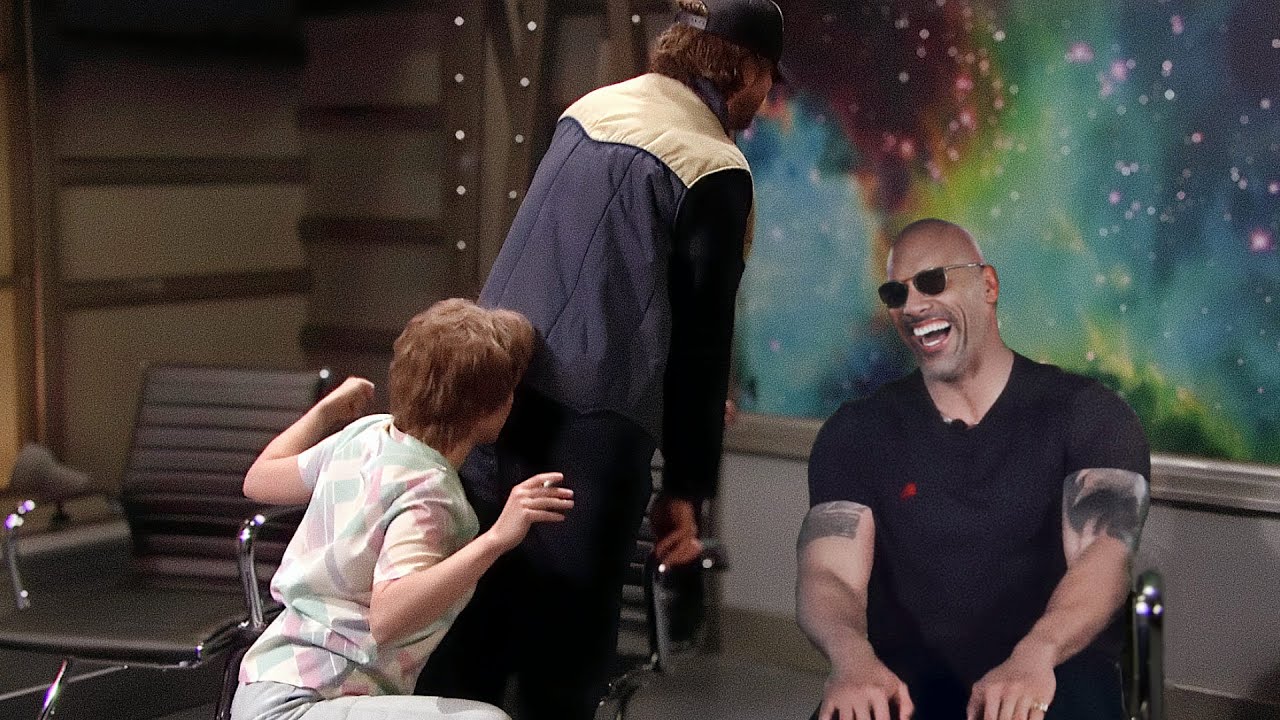 Inappropriate SNL Moments That Completely Broke the Hosts - YouTube