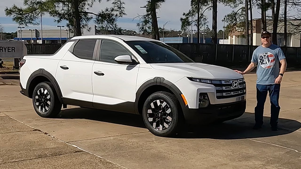 2025 Hyundai Santa Cruz SE FWD - Do The Features MATCH The Price? - YouTube