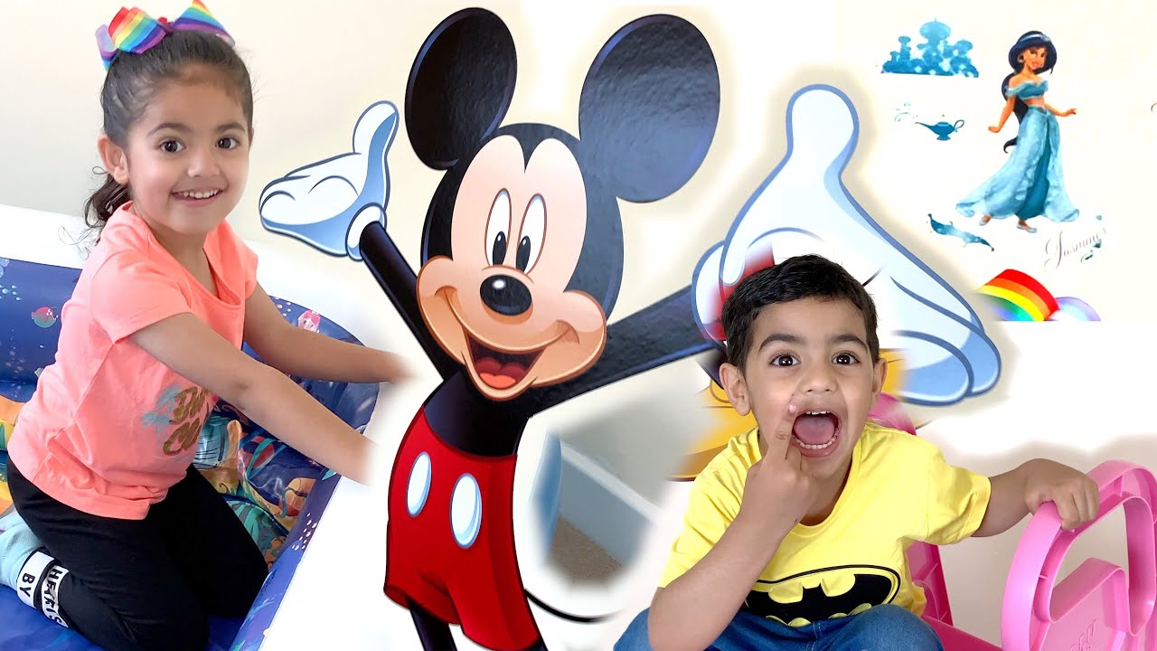 Story for Kids | Zara asking Mickey Mouse to Play! - YouTube