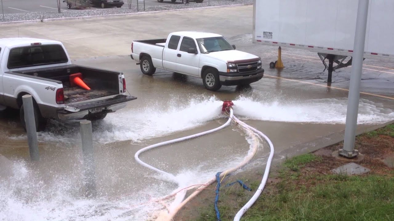 Flow Test using Luttle Hose Monster with Pitotless Nozzel - YouTube