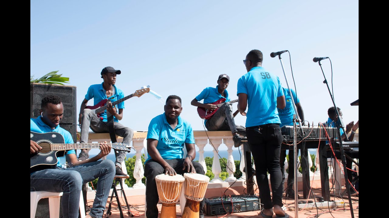 #wearetheshalomband #bestsebene #livemusic BEST SEBENE VIDEO BY SHALOM BAND - YouTube