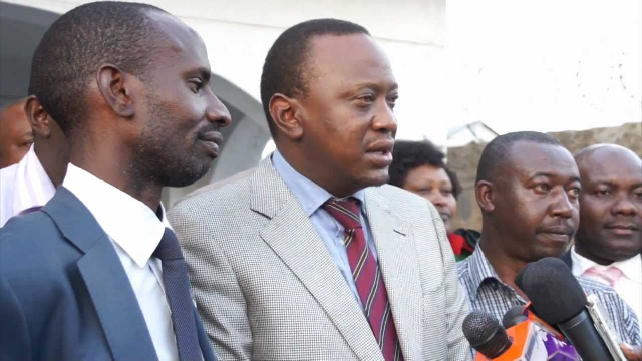 Uhuru Kenyatta Visiting KNUT Secretary General - David Okuta - YouTube