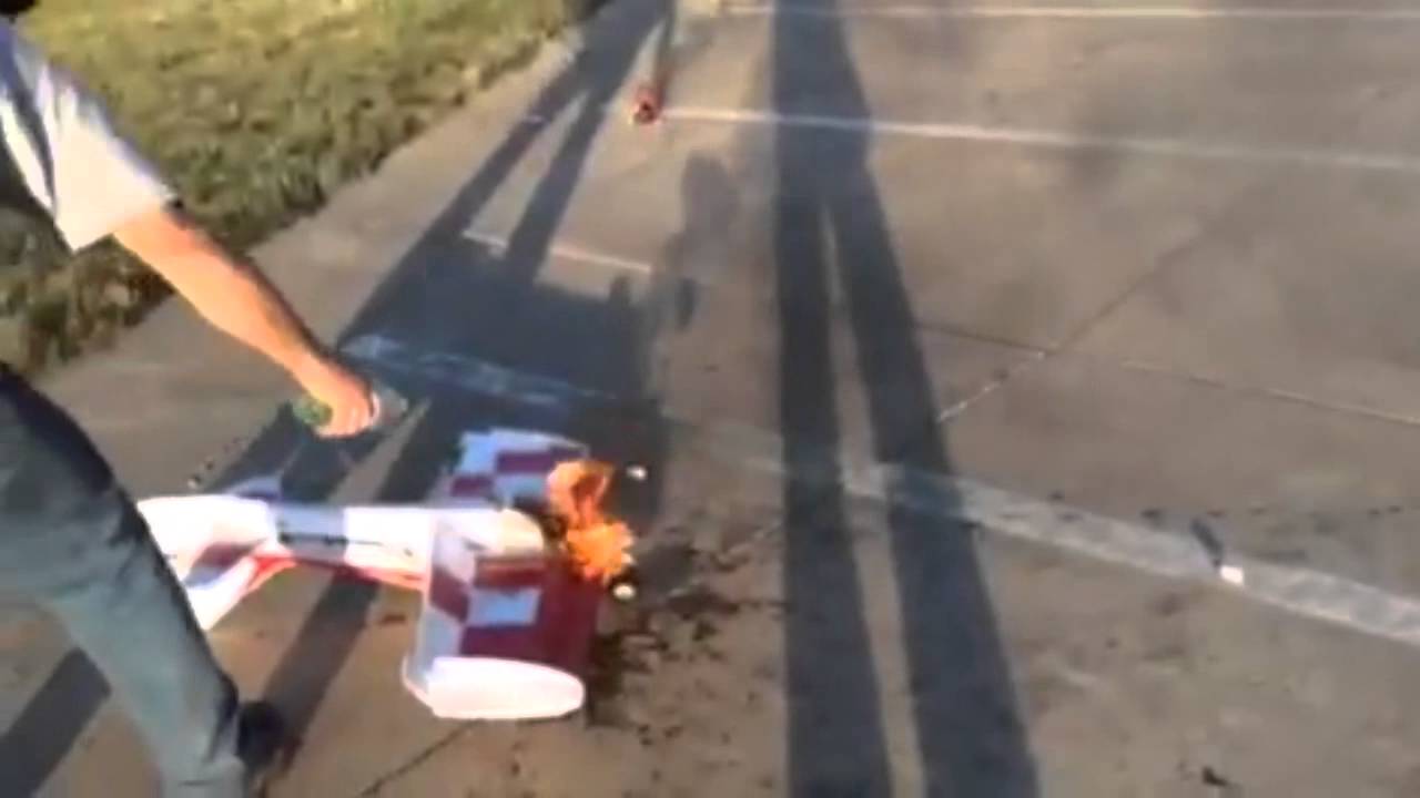 RC Plane Fire - YouTube