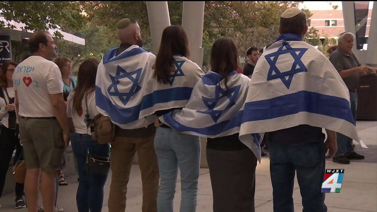 Jewish community comes together to show solidarity for those impacted ...