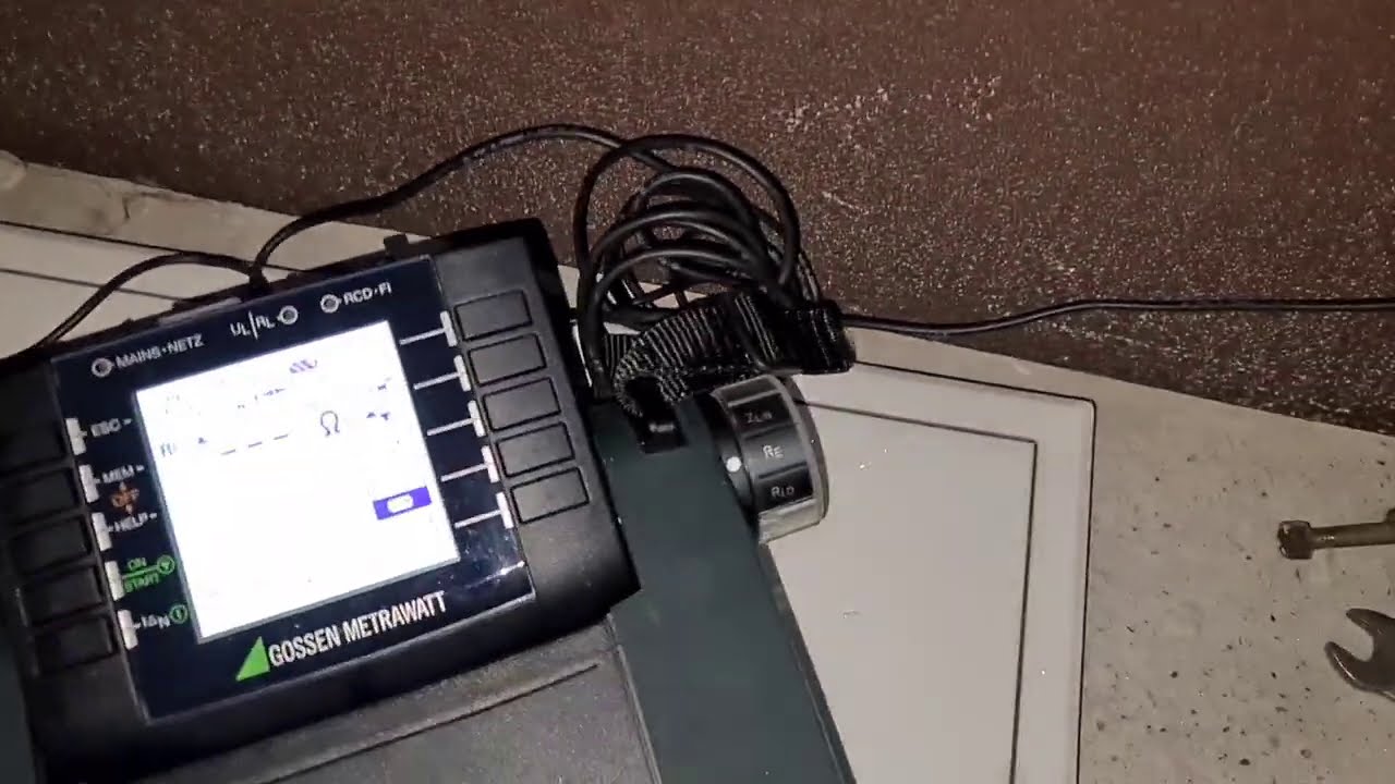 Masurarea Prizei de Pamant - Gossen Metrawatt MXtra Vs Metrel MI 2124 ...