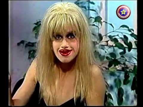 Juana y sus hermanas_Marcela, la modelo - YouTube