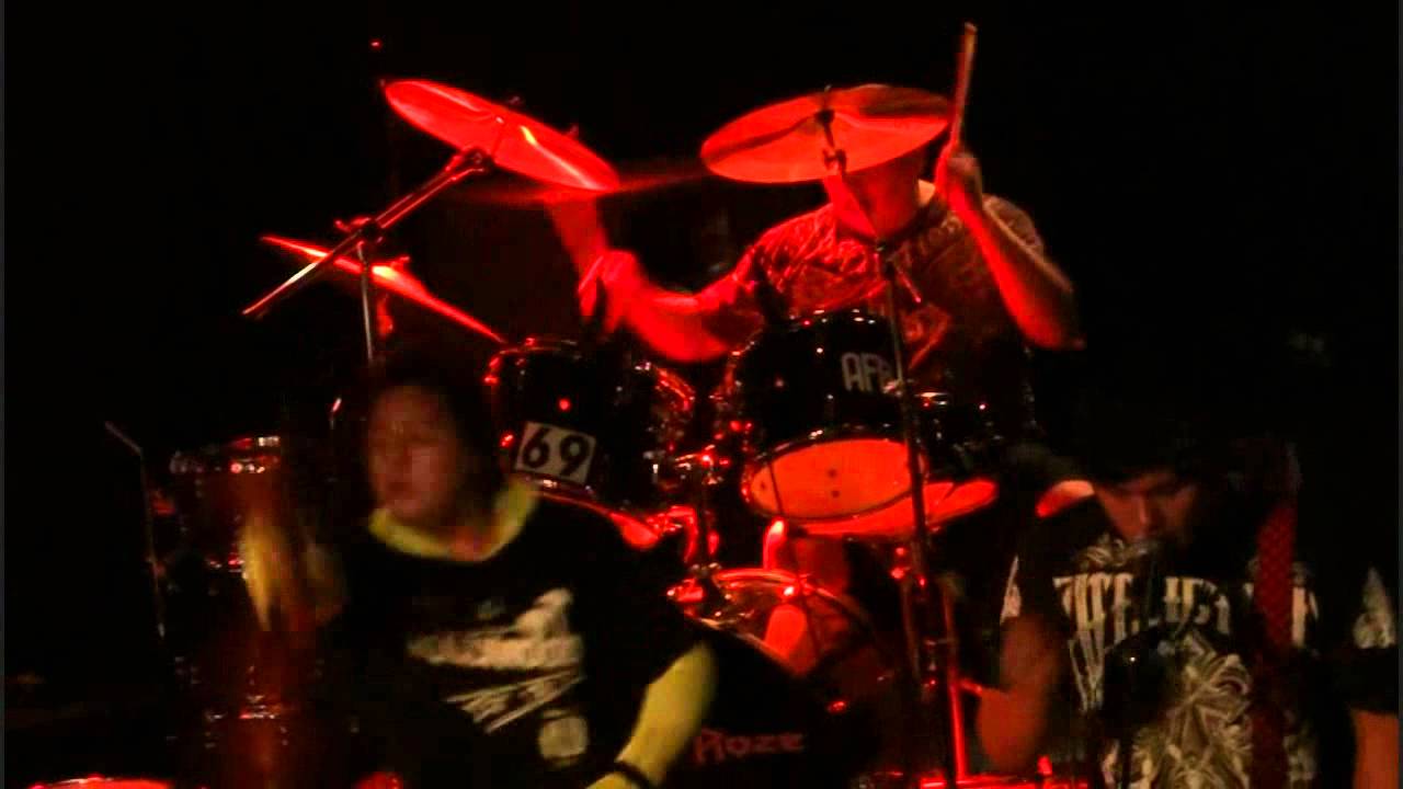 Angel Roze "breakdown" opening show for Sid Wilson from Slipknot 5-30 ...