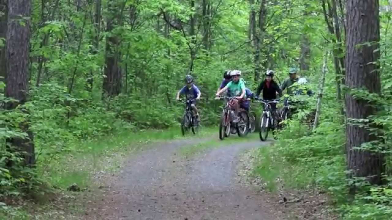 Enter The Maze Mountain Bike Race - YouTube