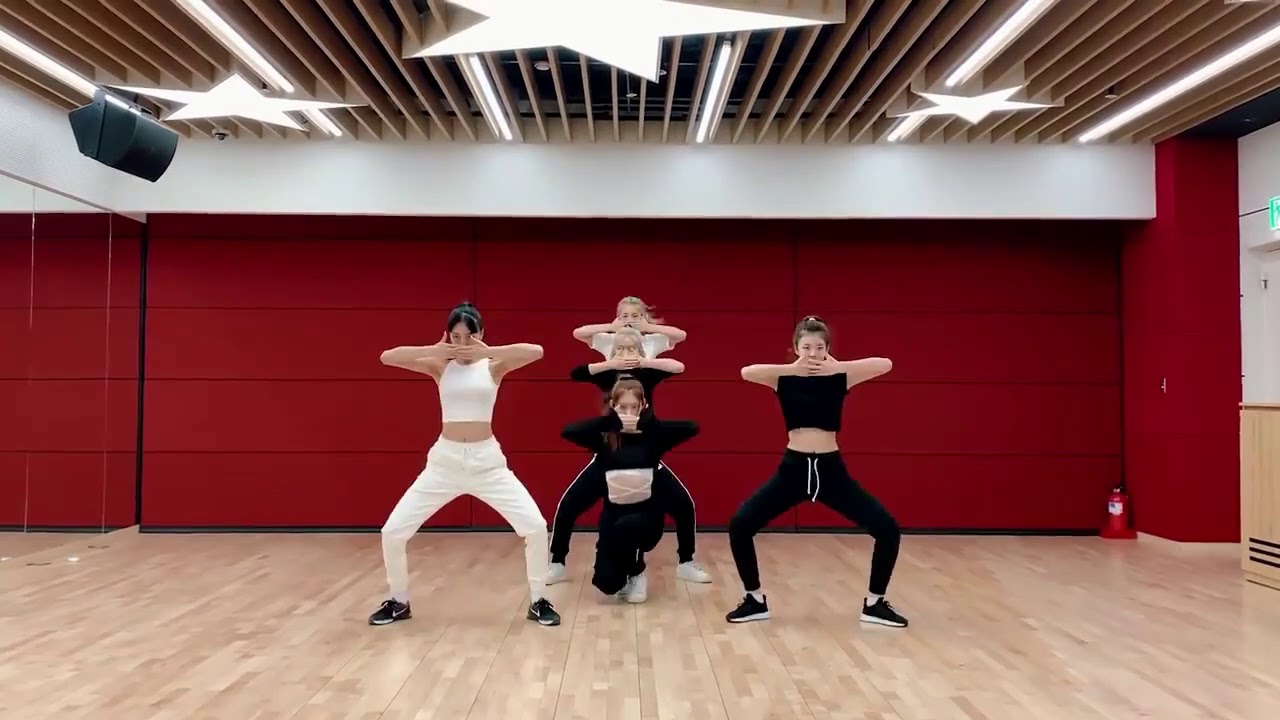 ITZY Dance Practice "24HRS" - YouTube