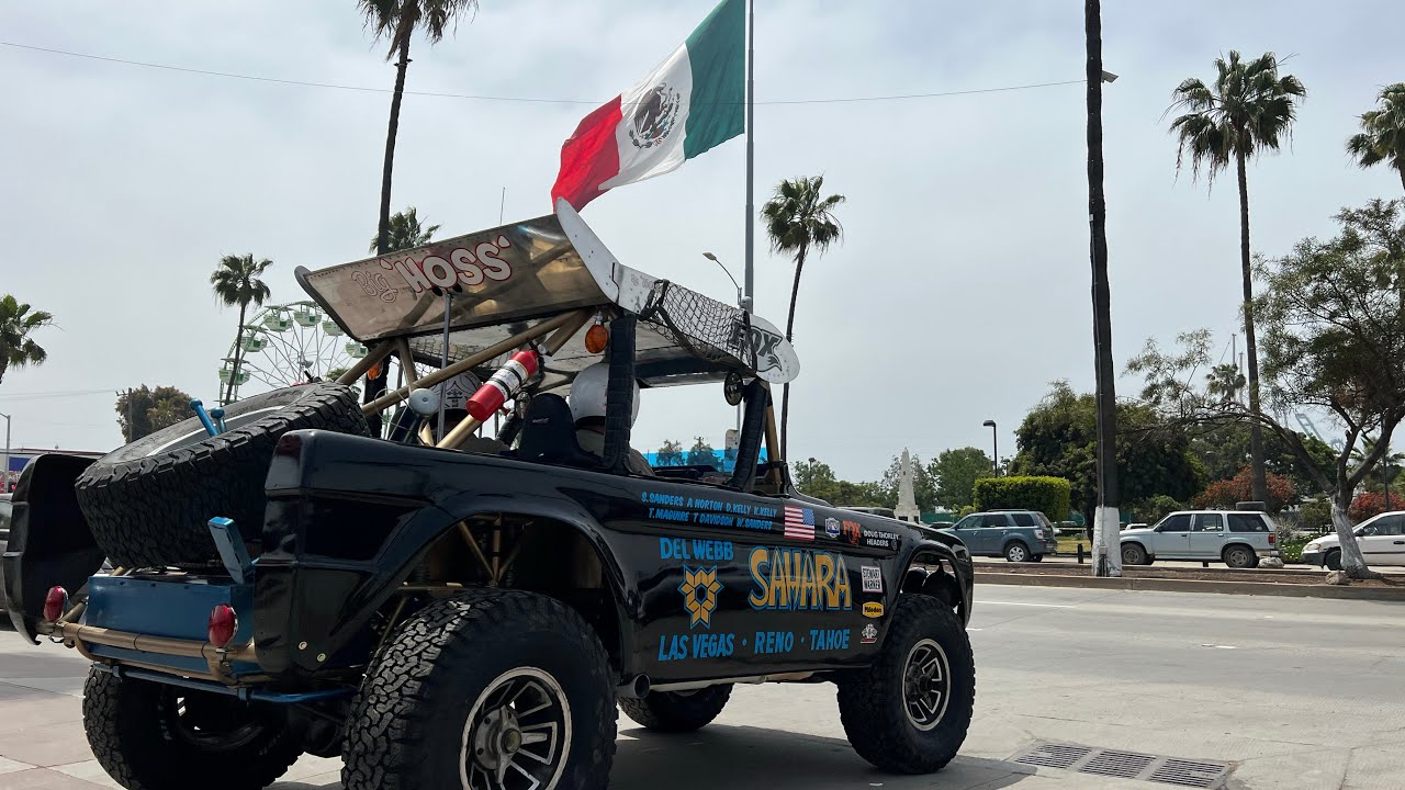 Big Hoss in Mexico and a Ford F100 arrives - YouTube