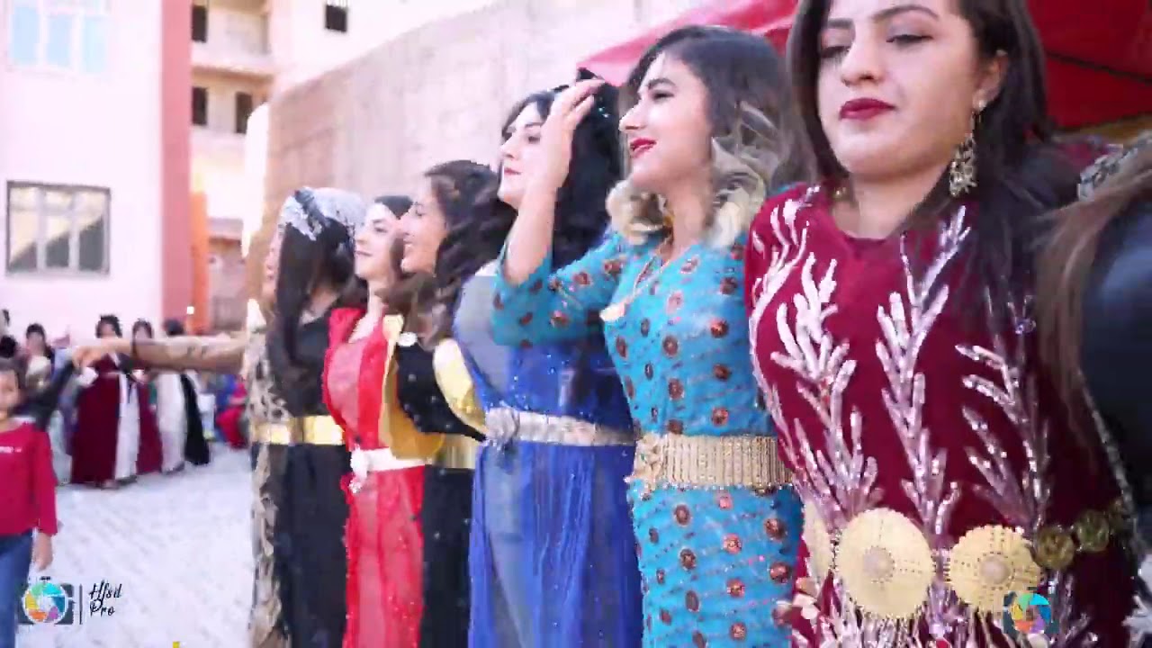 Kurdish Dance دبکە الکرديە داوەتا کوردی Youtube