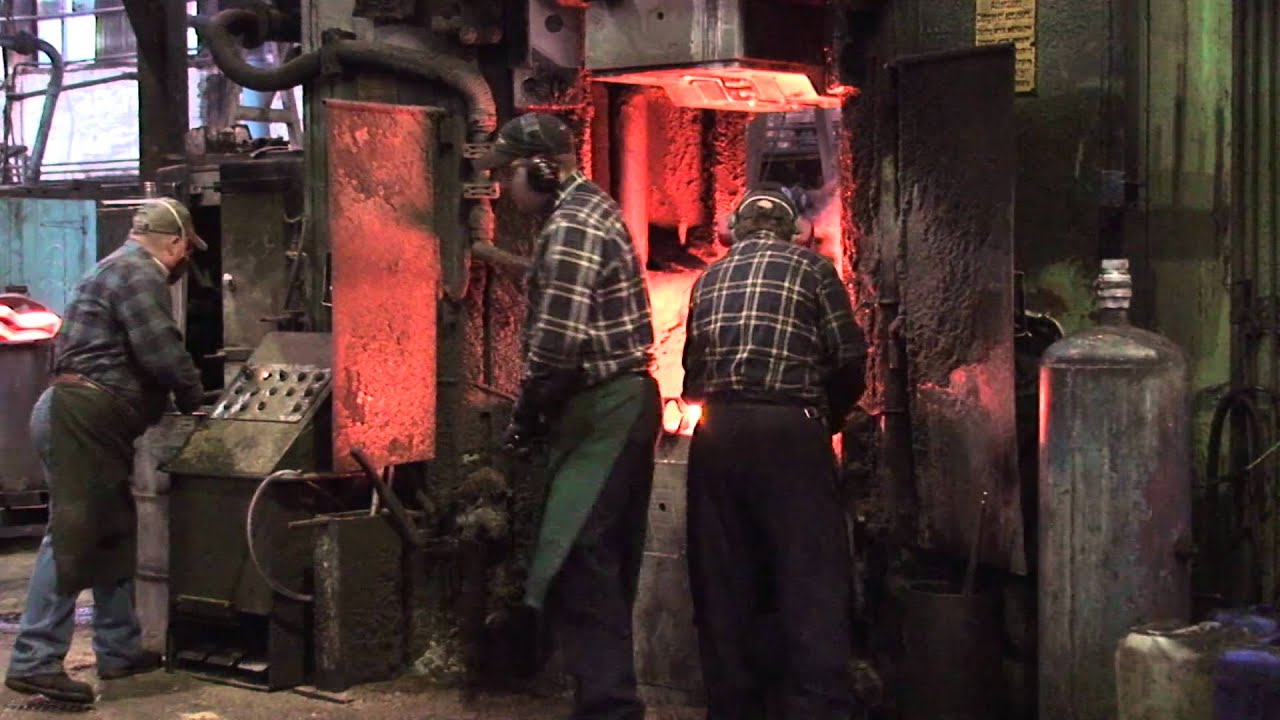 Forging Process Brockhouse Group.mp4 - YouTube