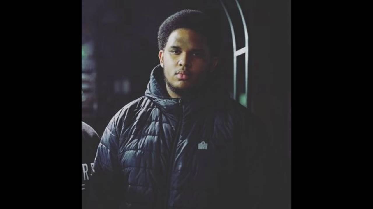 Ezro - Big Dusty - YouTube