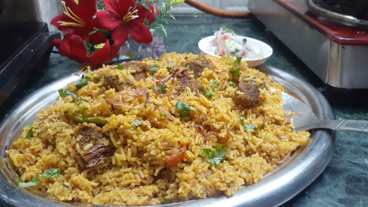 FAMOUS TAHARI OF HYDERABAD || Beef Masala TAHARI with Creamy Salad || A ...