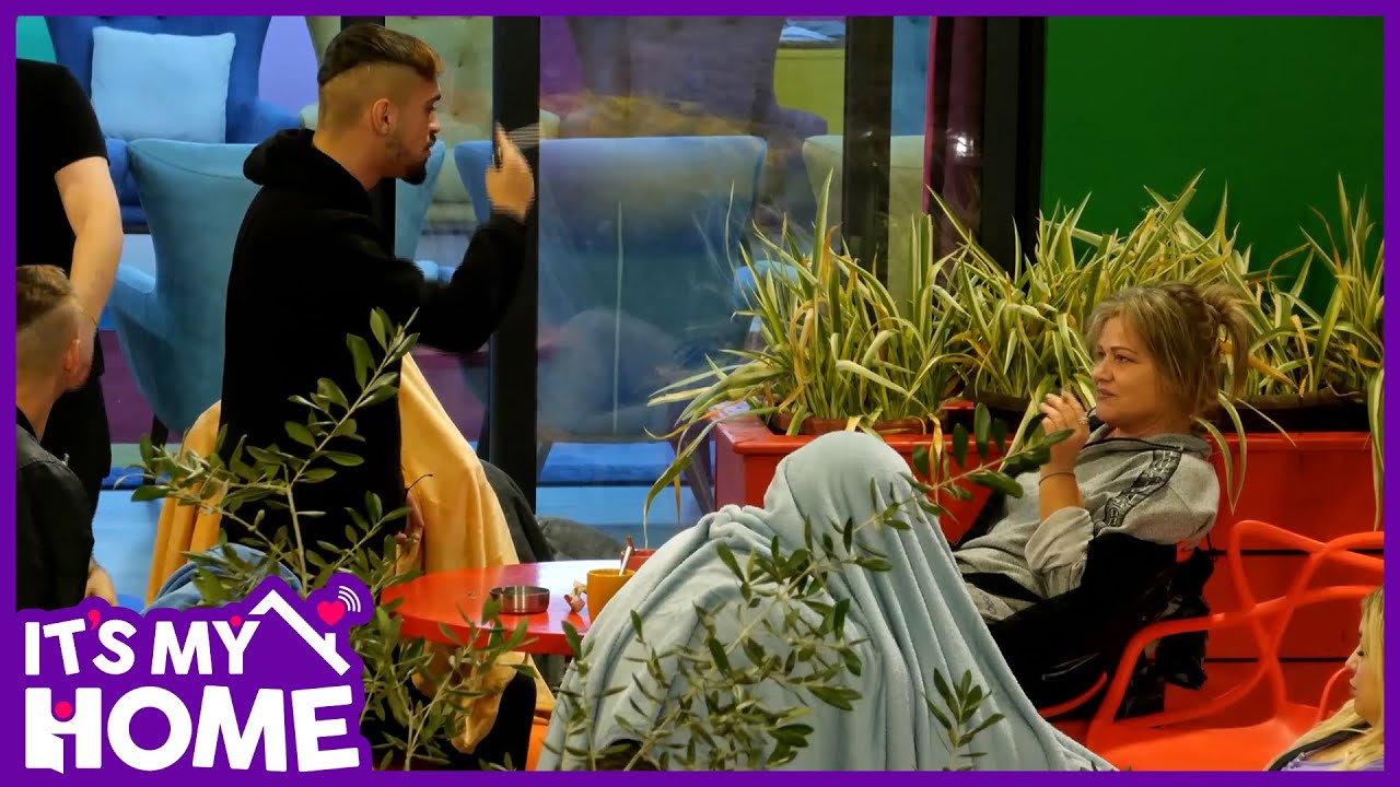 "Oj xhenaze, oj mumje e Egjiptit" - Adhurimi e ofendon rende Lolen ...