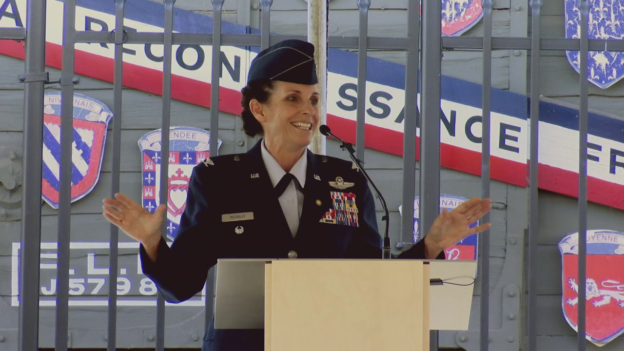 Senator Martha McSally speaks at the 2019 Scottsdale Veterans Day ...