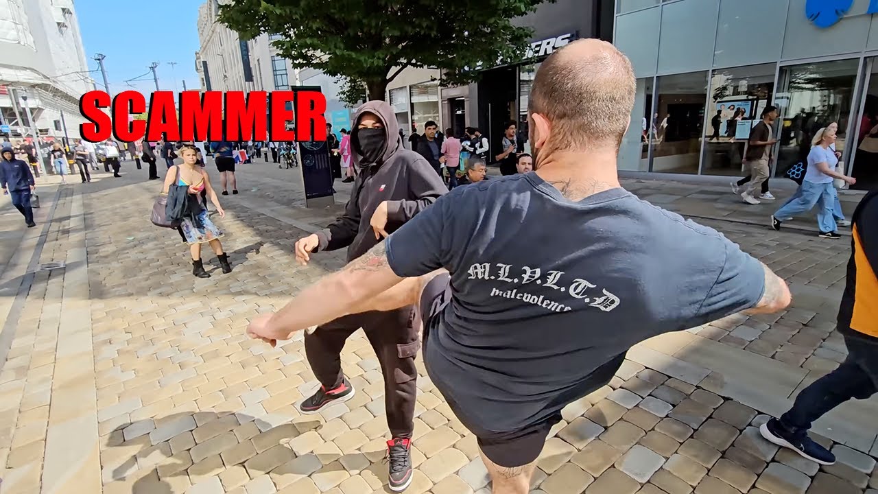 When Scammers Pick On the Wrong Guy and Get Instant Karma! - YouTube
