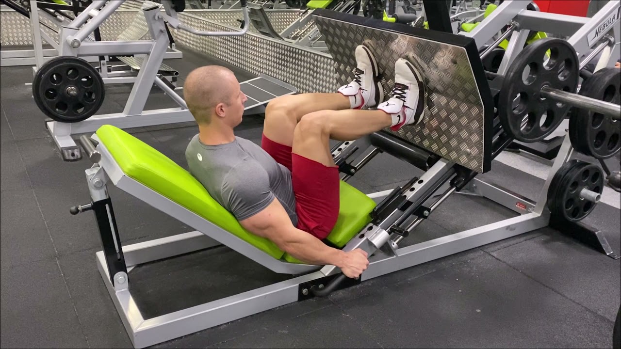 How to do the Standard Leg Press - YouTube