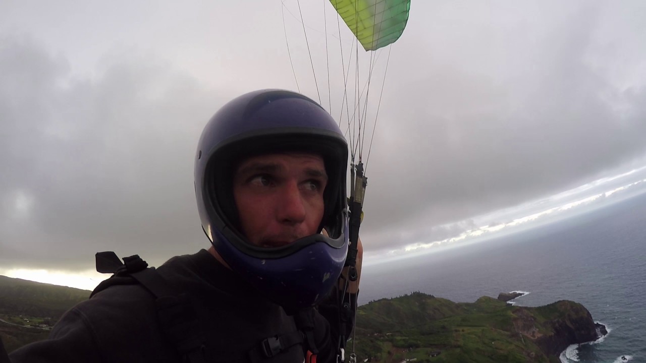 Sea Cliffs Maui Paraglide goofy comentary - YouTube