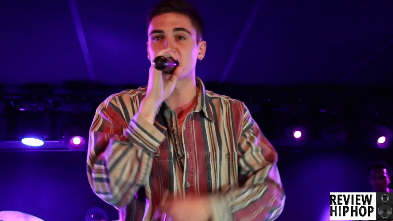 Sammy Wilk Live Performance in NYC - YouTube