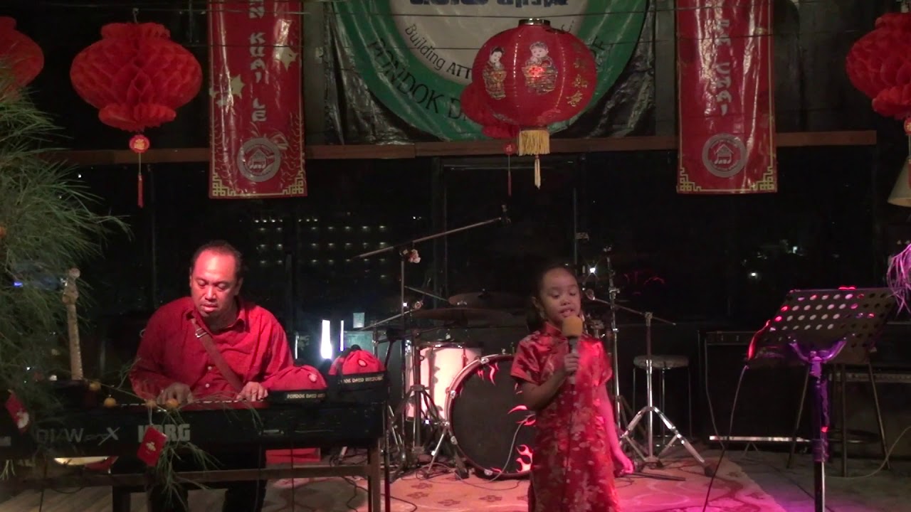 Student On Stage (SOS) Edisi Hari Imlek 2020- Risella-Vocal - YouTube