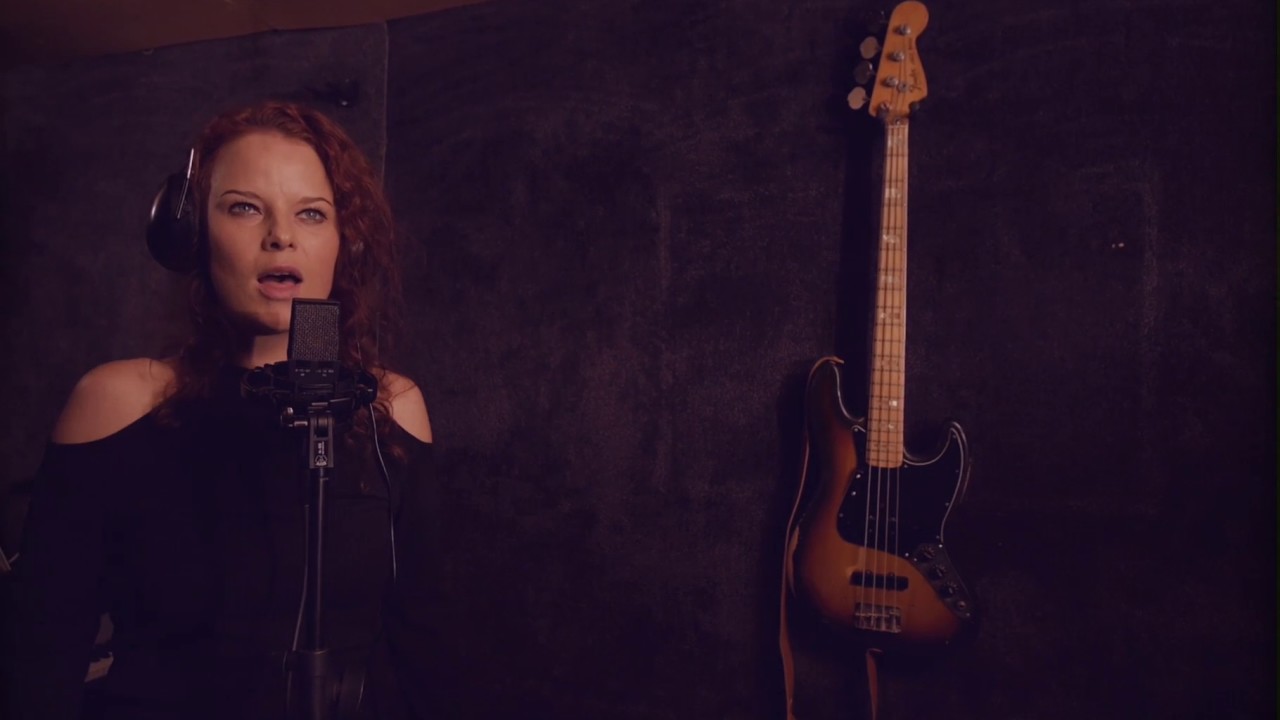 Lizzy's Lion - Ain't no Grave (Johnny Cash Cover) - YouTube