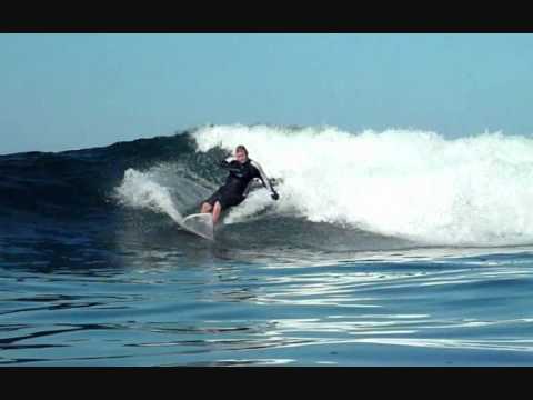 Shellharbour Shallows Surfing.wmv - YouTube