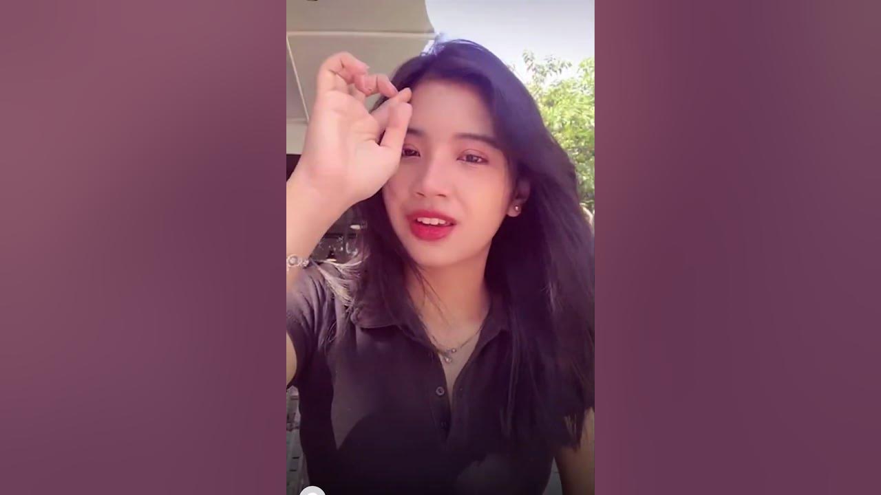 CANTIK Eksotis kak freya lagi santai bareng kawan asoyy live - YouTube