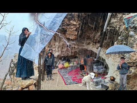 Dağlarda Mağara Hayatı 🏔️ | Şiddetli Yağmur ve Fırtına 🌧️ | Yeniden İnşa ve Kışta Hayatta Kalma ❄️