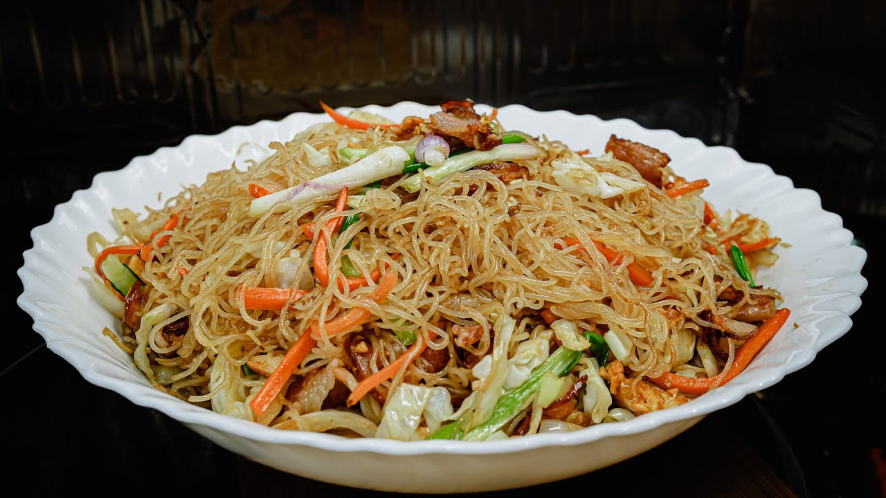 廣東話影片｜泰式煙肉炒米粉｜炒粉其實好容易，而且材料不限，就跟炒飯一樣｜影片會分享炒粉的不二法則，為何要中途加菜炒，為何不能過冷河，家廚和專業 ...