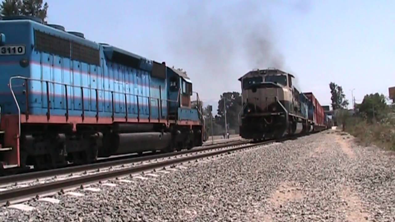 BNSF 9657 Ditch lights!!! en el I-MZMX - YouTube