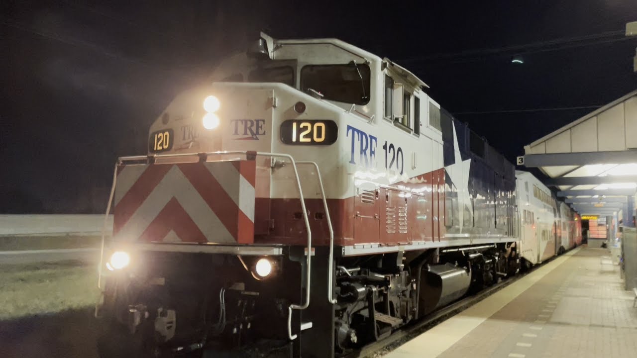 Trinity Railway Express: TRWX 1003 and 120 @ Richland Hills - YouTube
