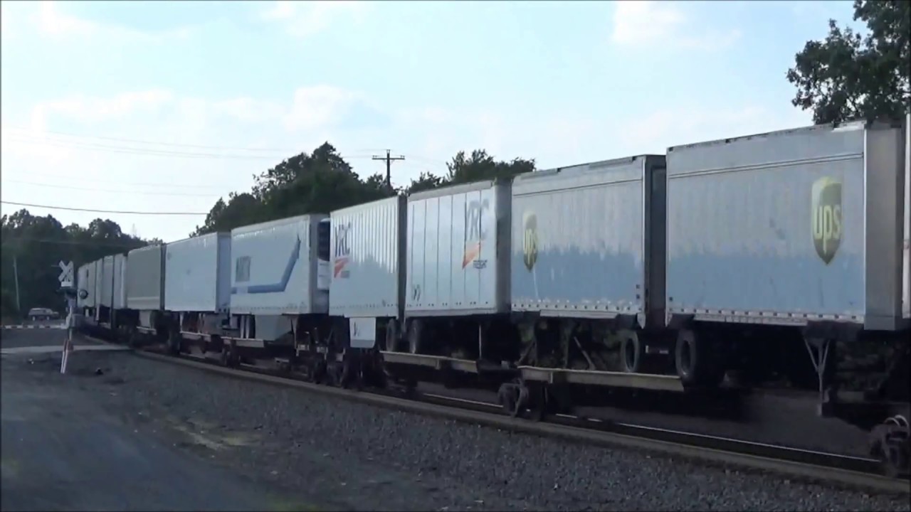 NS 20E Lead By NS Dash 9 #8976, ES44AC #8094 & Dash 9 #9956 In ...