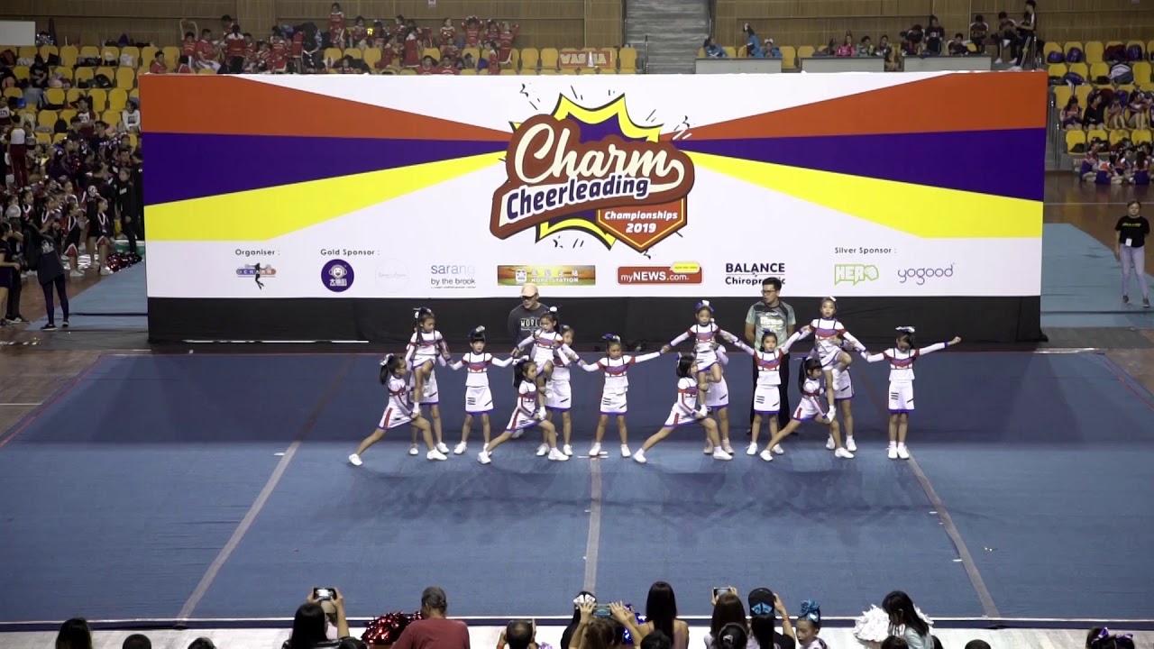 C3 2019 #15 ROCKET Team Cheer Peewee Beginner Level 0 - YouTube