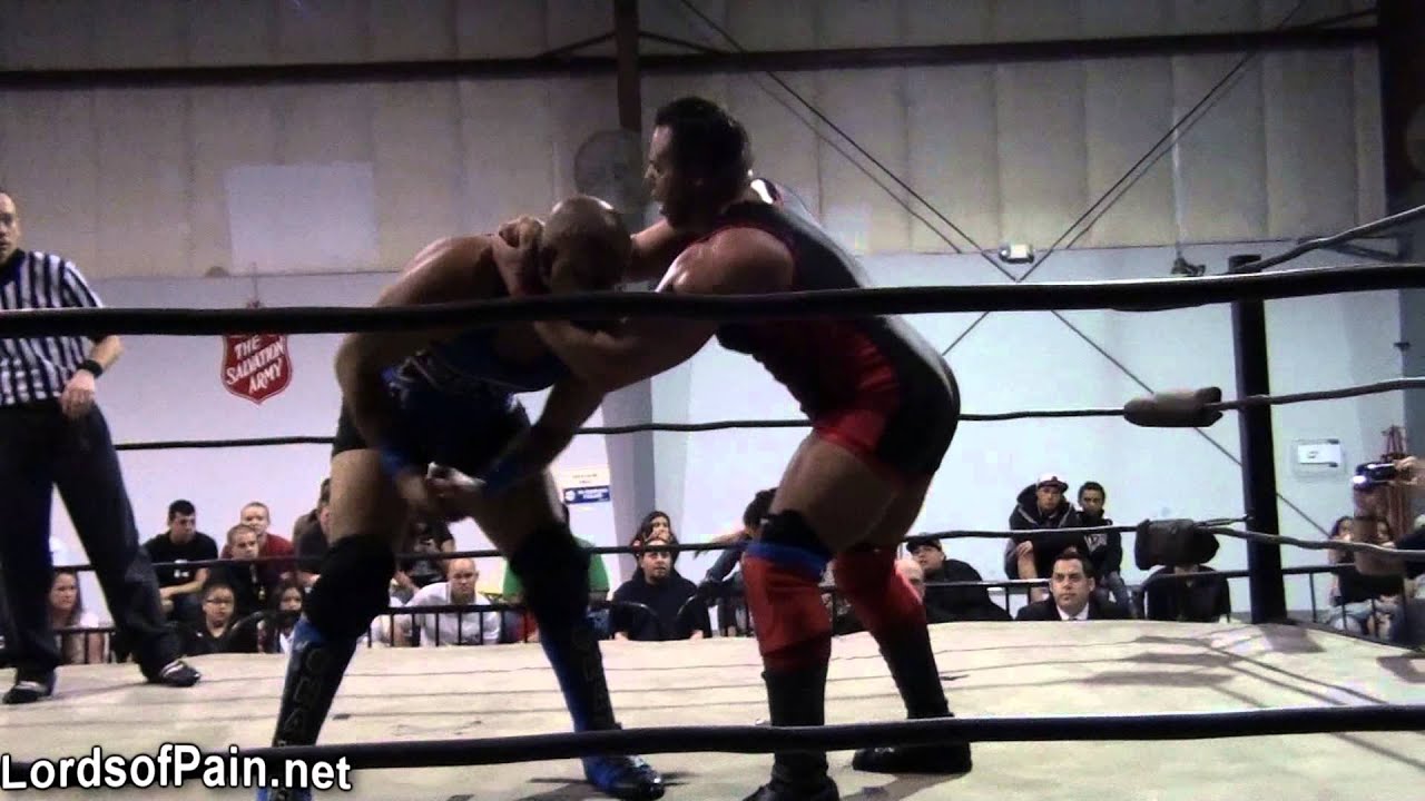 Francisco Ciatso vs Kory Chavis - YouTube