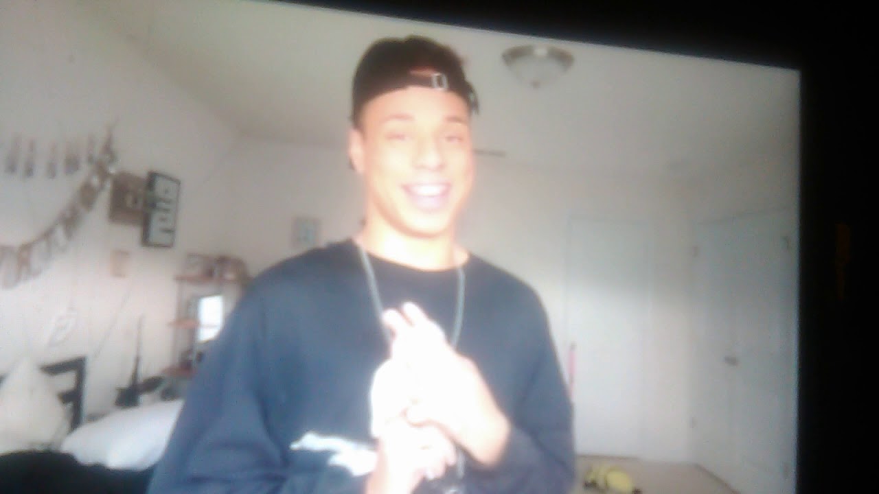 Larri - YouTube