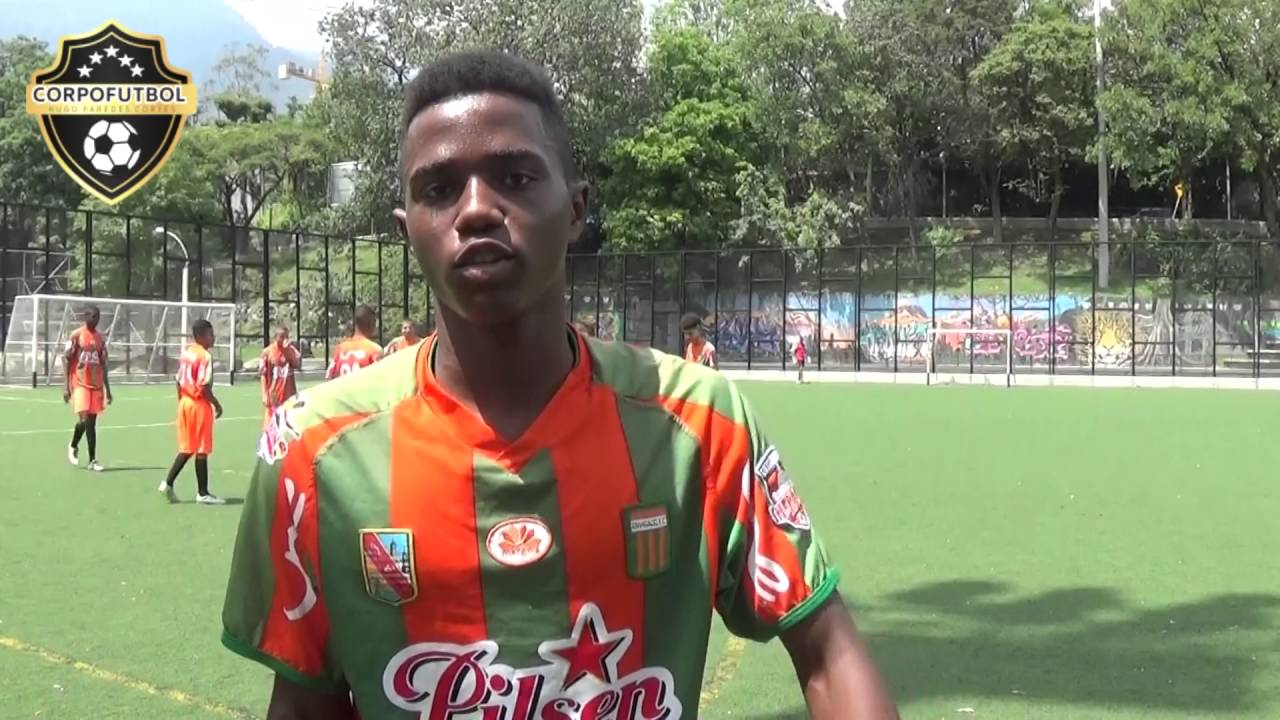 Omar David Robledo Corpofutbol Hugo Paredes Cortes - YouTube