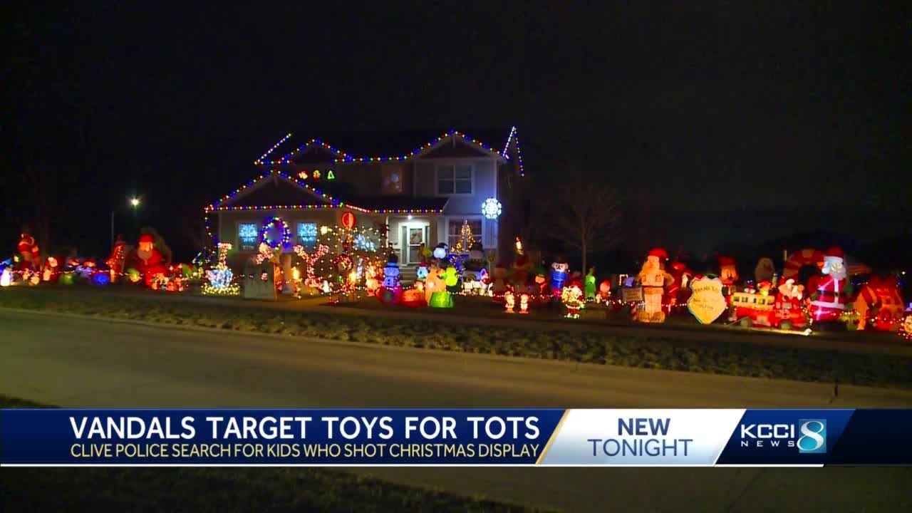 Vandals target Christmas display that raises money for Toys for Tots ...