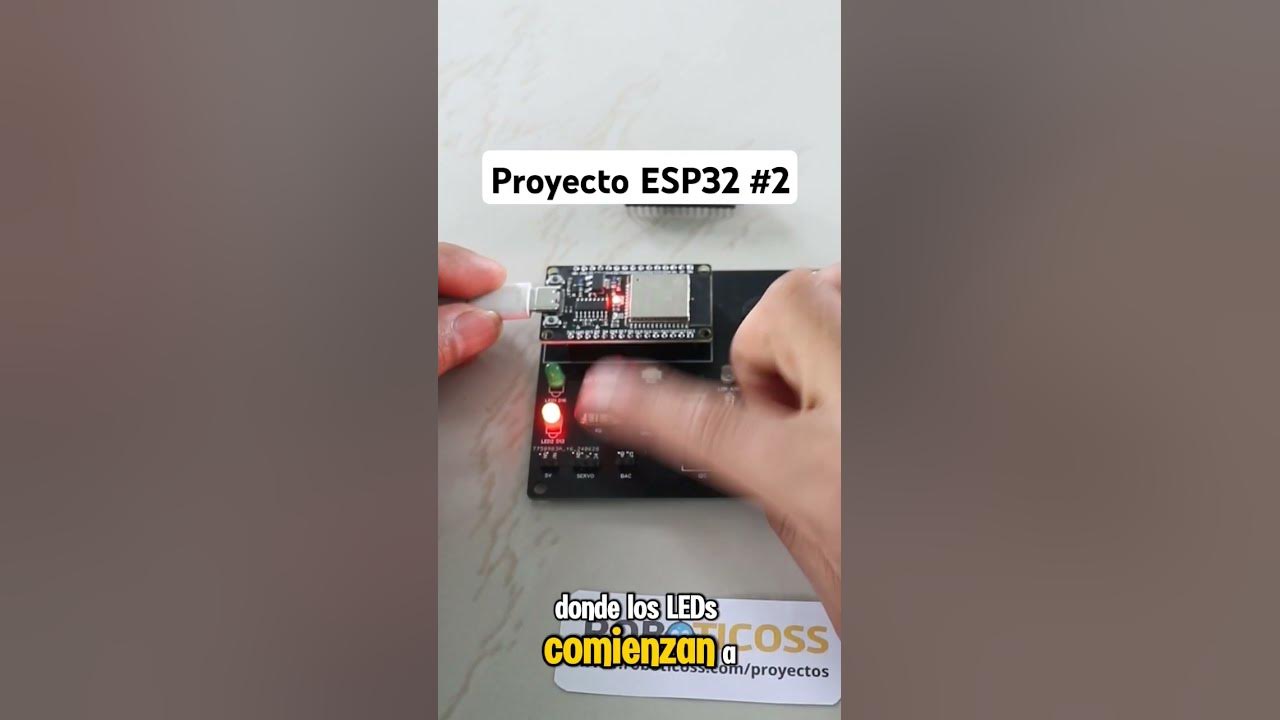 ESP32 Trainer: Menú con botones 🛎️ #esp32 #esp32project #roboticoss #edisonrsasig - YouTube